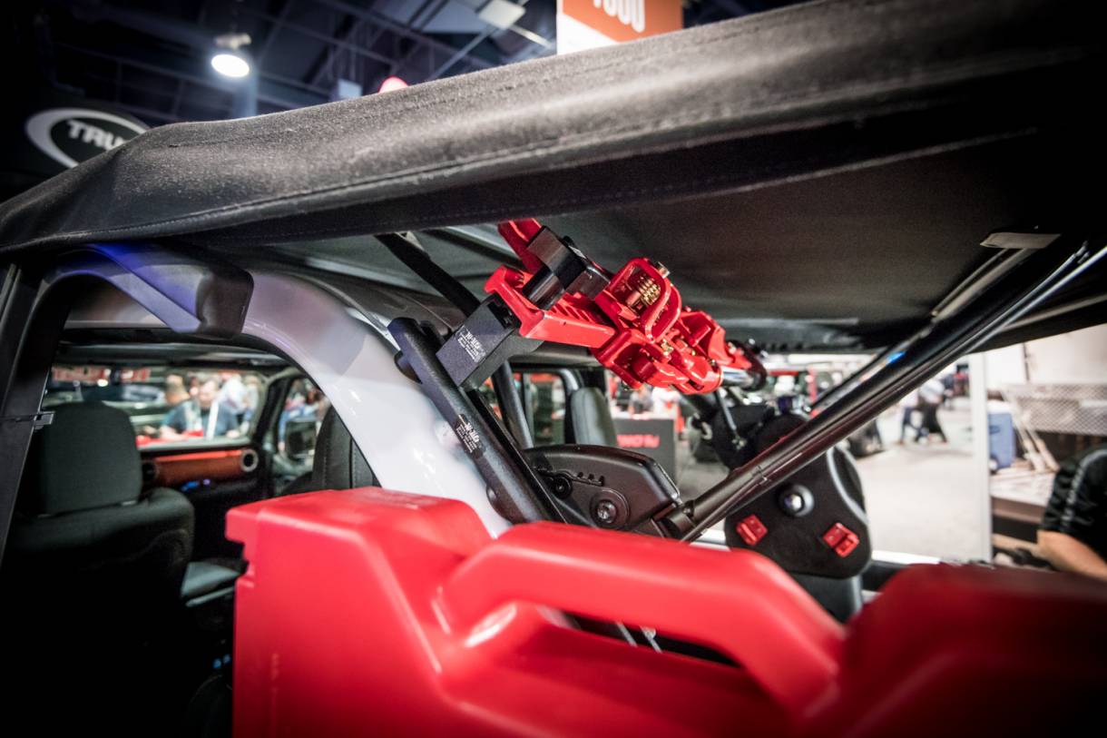 Jeep Wrangler JL: Top Off-Road Parts to Upgrade Your Ride | GearJunkie