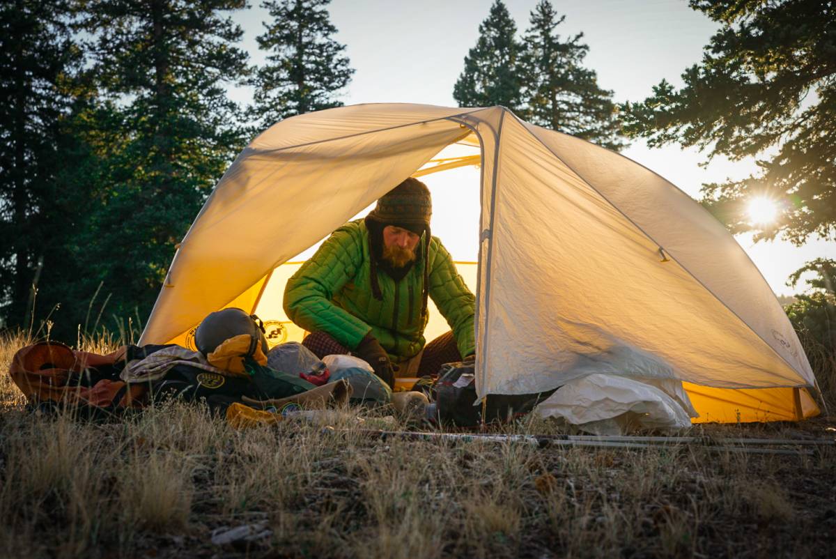 How to Hike 25-Plus Miles a Day: A Thru-Hiker Explains | GearJunkie