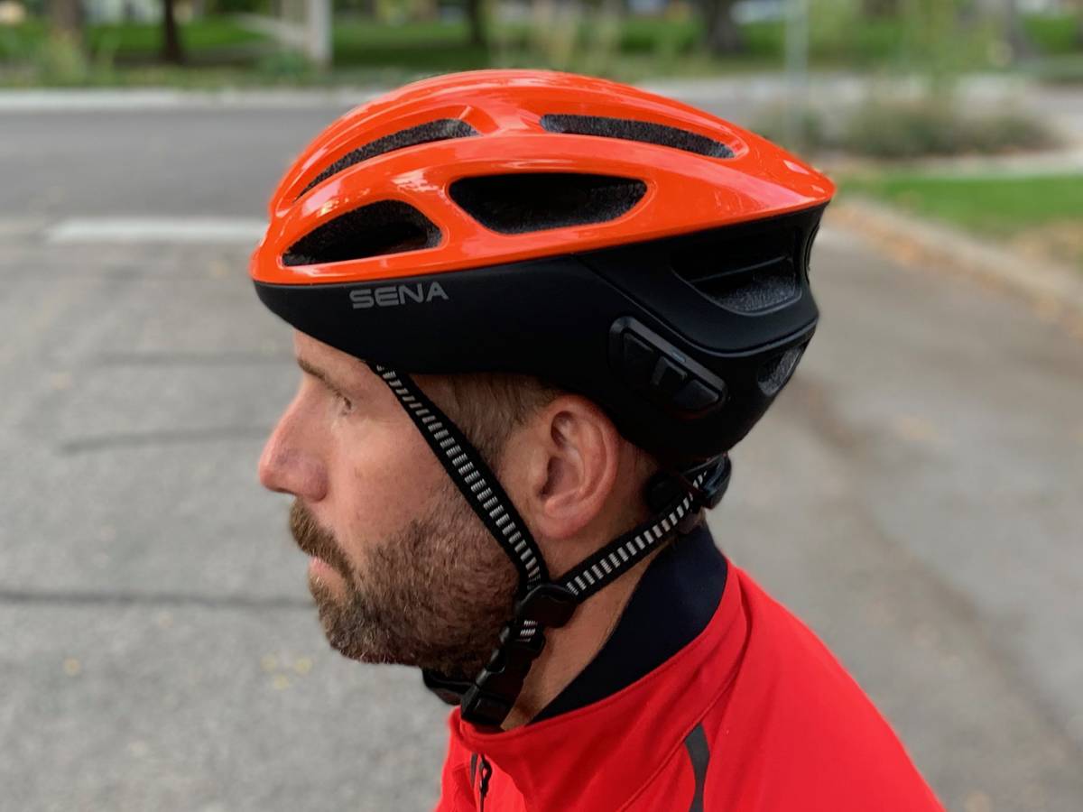 Sena R1 Helmet Review: Intercom Connects Cyclists on the Road | GearJunkie