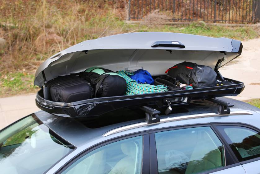 Thule Launches Vector M and Alpine Rooftop Cargo Boxes | GearJunkie