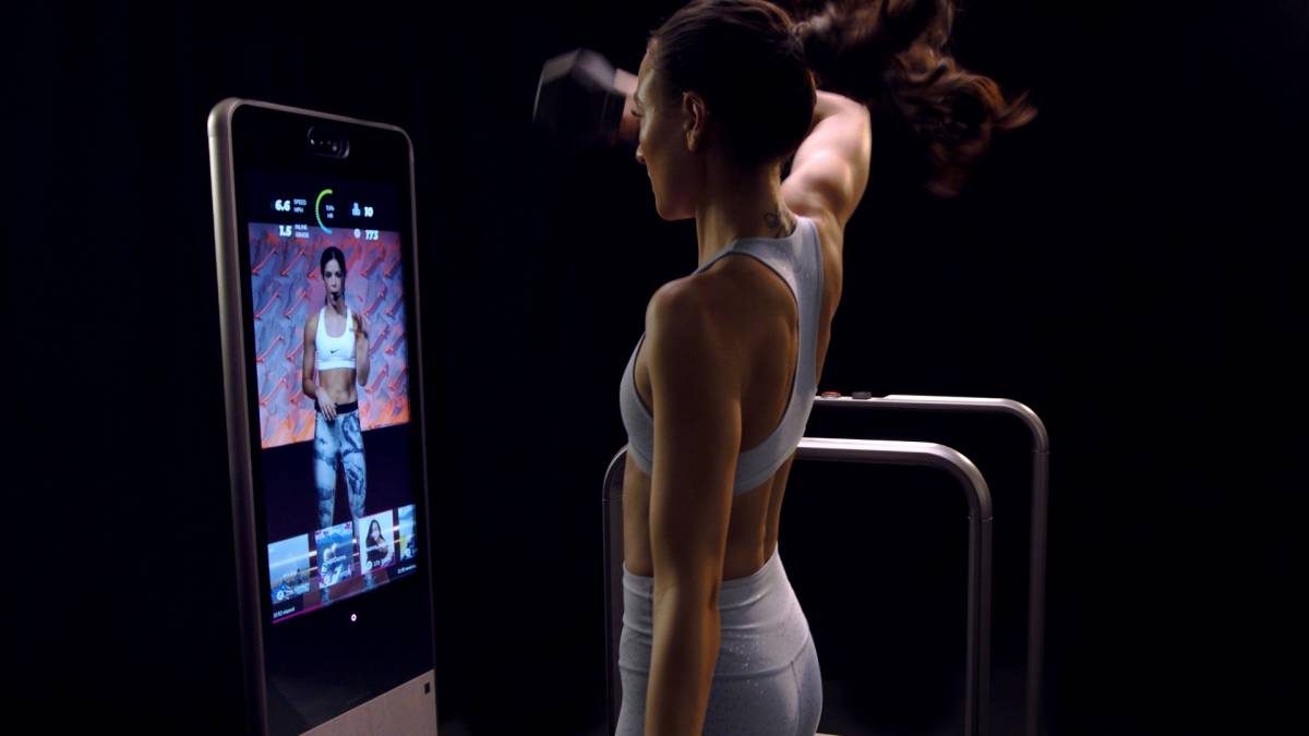 Treadmill's Life-Size Screen Brings Real-World Coach to Your Home ...