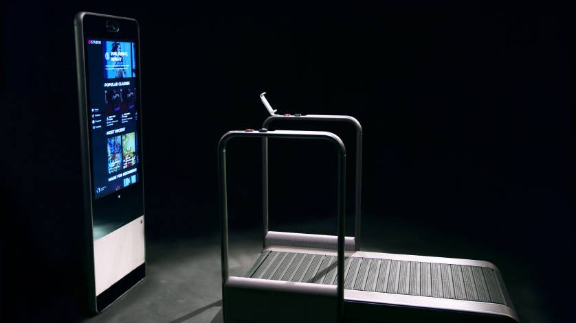 Treadmill's Life-Size Screen Brings Real-World Coach to Your Home ...