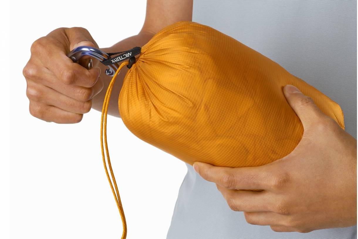 Review: Arc'teryx Resurrects Iconic Nuclei FL Belay Parka | GearJunkie