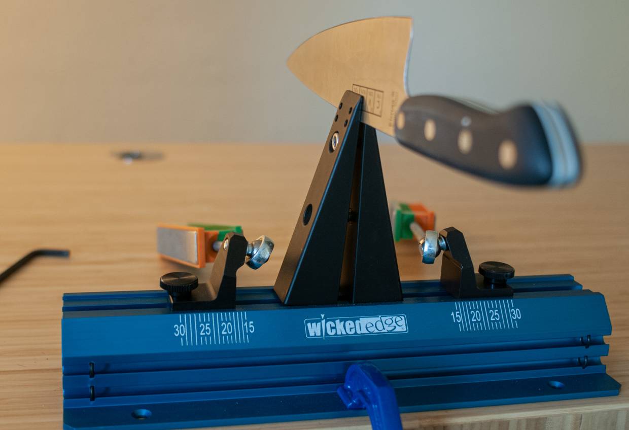 Any Blade a Razor: Wicked Edge GO Knife Sharpener Review
