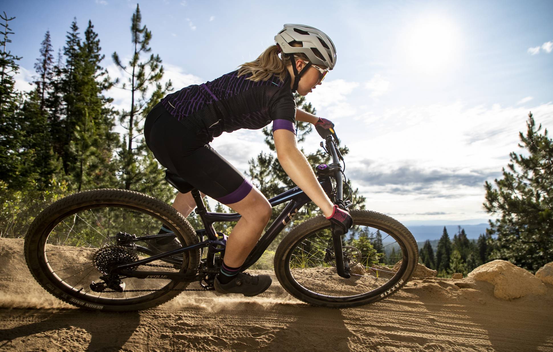 Get 'Amped' With Diamondback and Seattle's Music Scene | GearJunkie