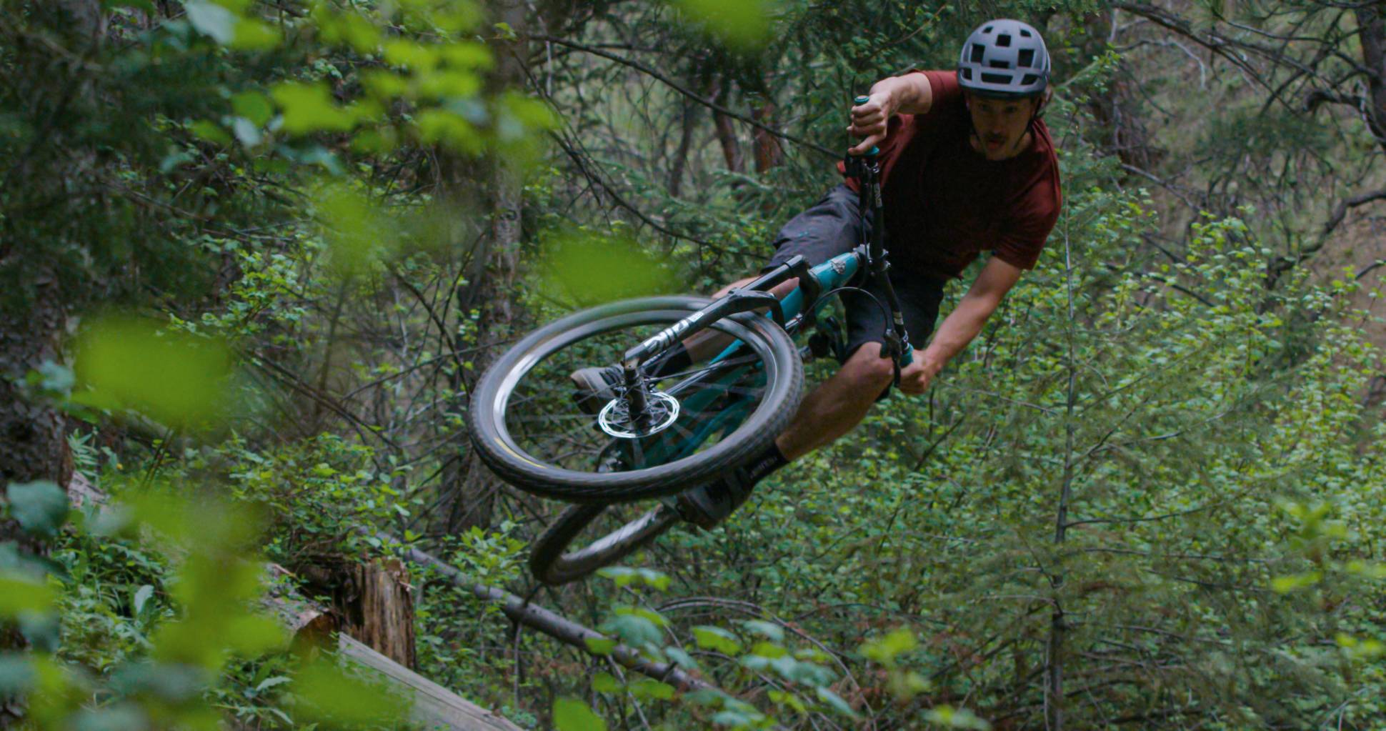 Yeti SB115 Mountain Bike Review: 'Down-Country' 29er Slays Ups and ...
