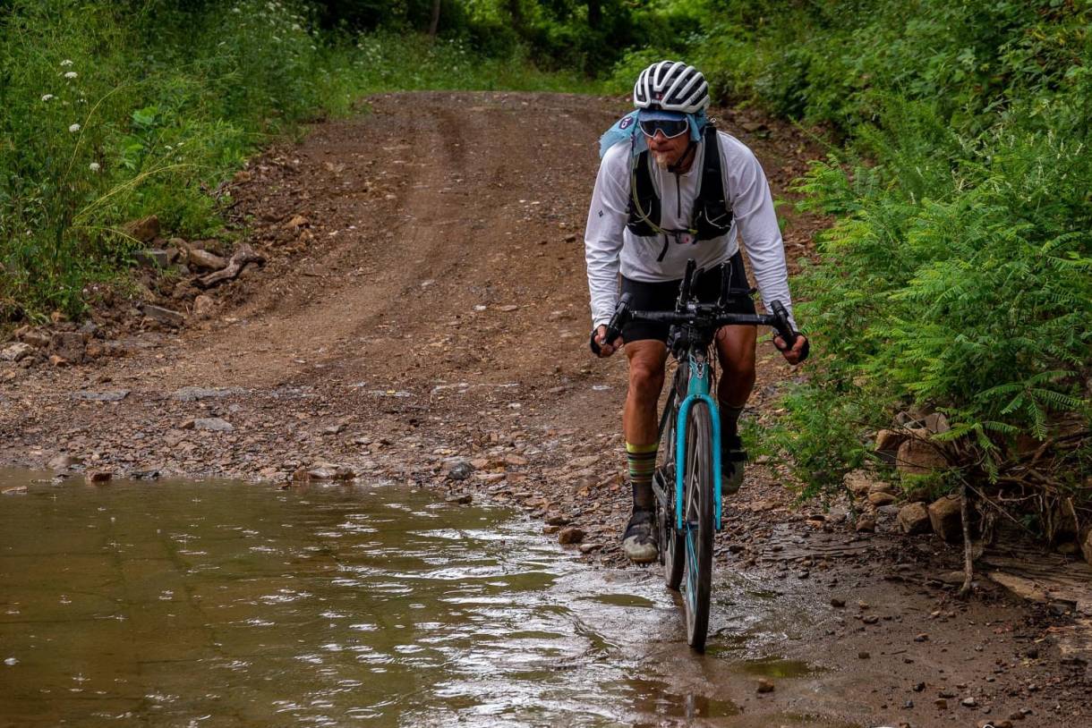 Vehicle Hits Endurance Cyclist Jay Petervary During His Great Divide FKT Attempt | GearJunkie