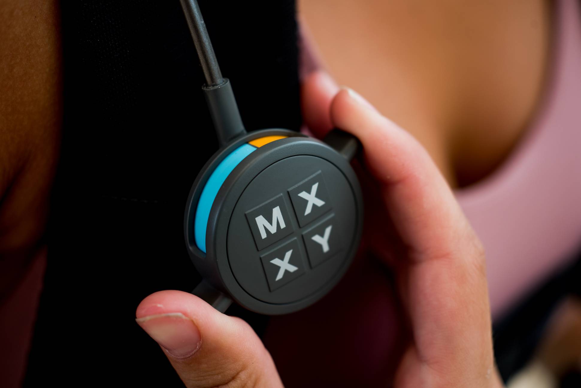 MXXY Hydration: New Reservoir Offers Electrolytes or Water With Twist ...