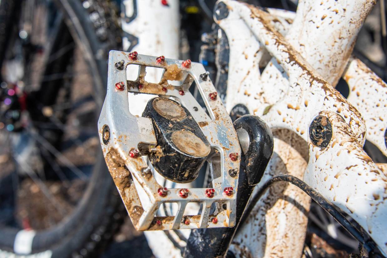 First Look: Hustle Bike Labs REM Magnetic Pedal | GearJunkie
