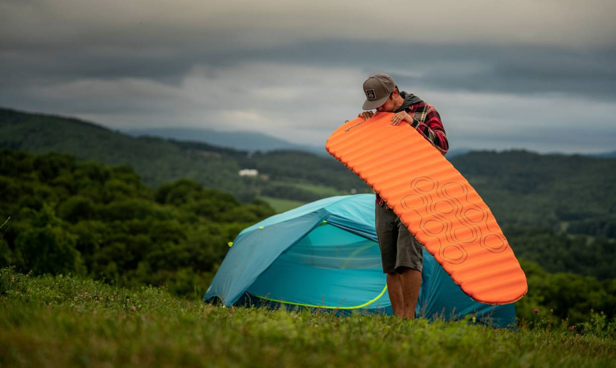 NEMO Flyer: The World’s First Baffled Self-Inflating Air Pad | GearJunkie