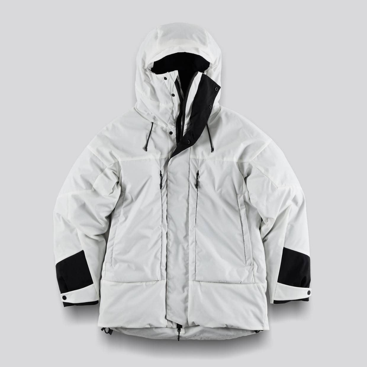 Emerging Gear: Glowing Solar Jacket, Bluetooth Mask, and More | GearJunkie