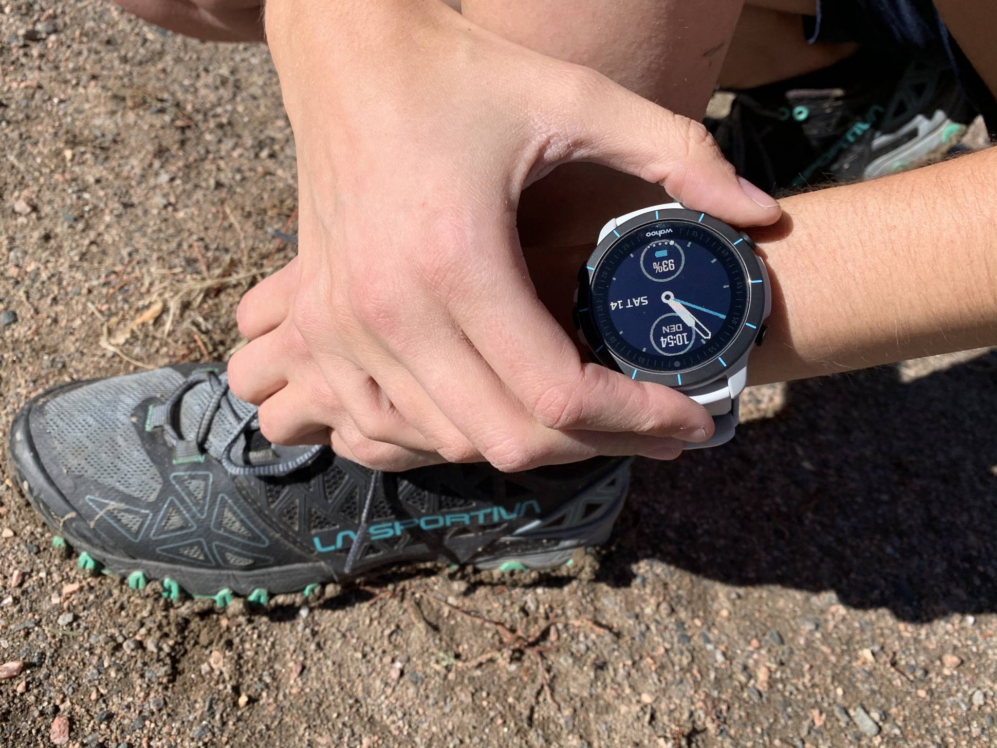 Review: Wahoo's First GPS Smartwatch, the Do-It-All ELEMNT RIVAL ...