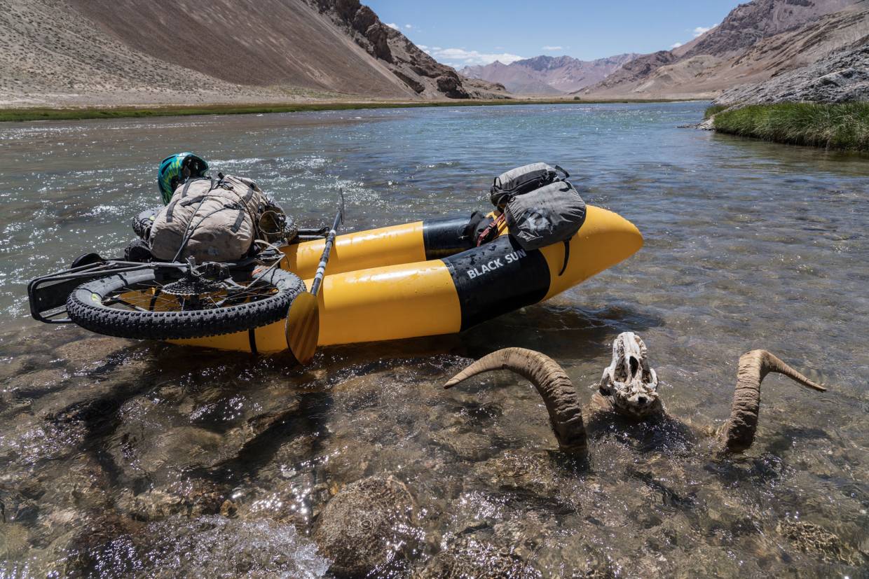 Bikerafting 101: How to Lash Your Bike to a Packraft | GearJunkie