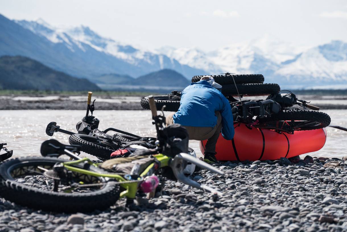 Bikerafting 101: How to Lash Your Bike to a Packraft | GearJunkie