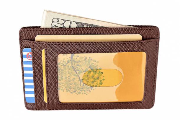 The 6 Best Minimalist Wallets of 2025 | GearJunkie Tested