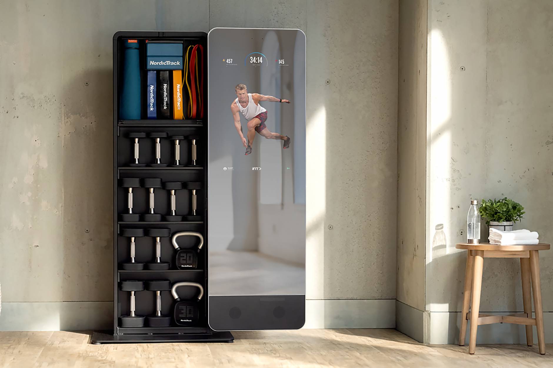Is This ‘Smart Mirror’ the Key to Your Fitness Resolution? Meet the New ...