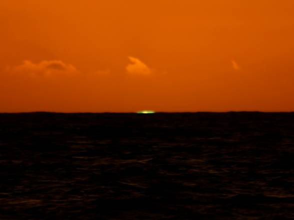 Outdoor Adventuring: How to See the Elusive 'Green Flash' | GearJunkie