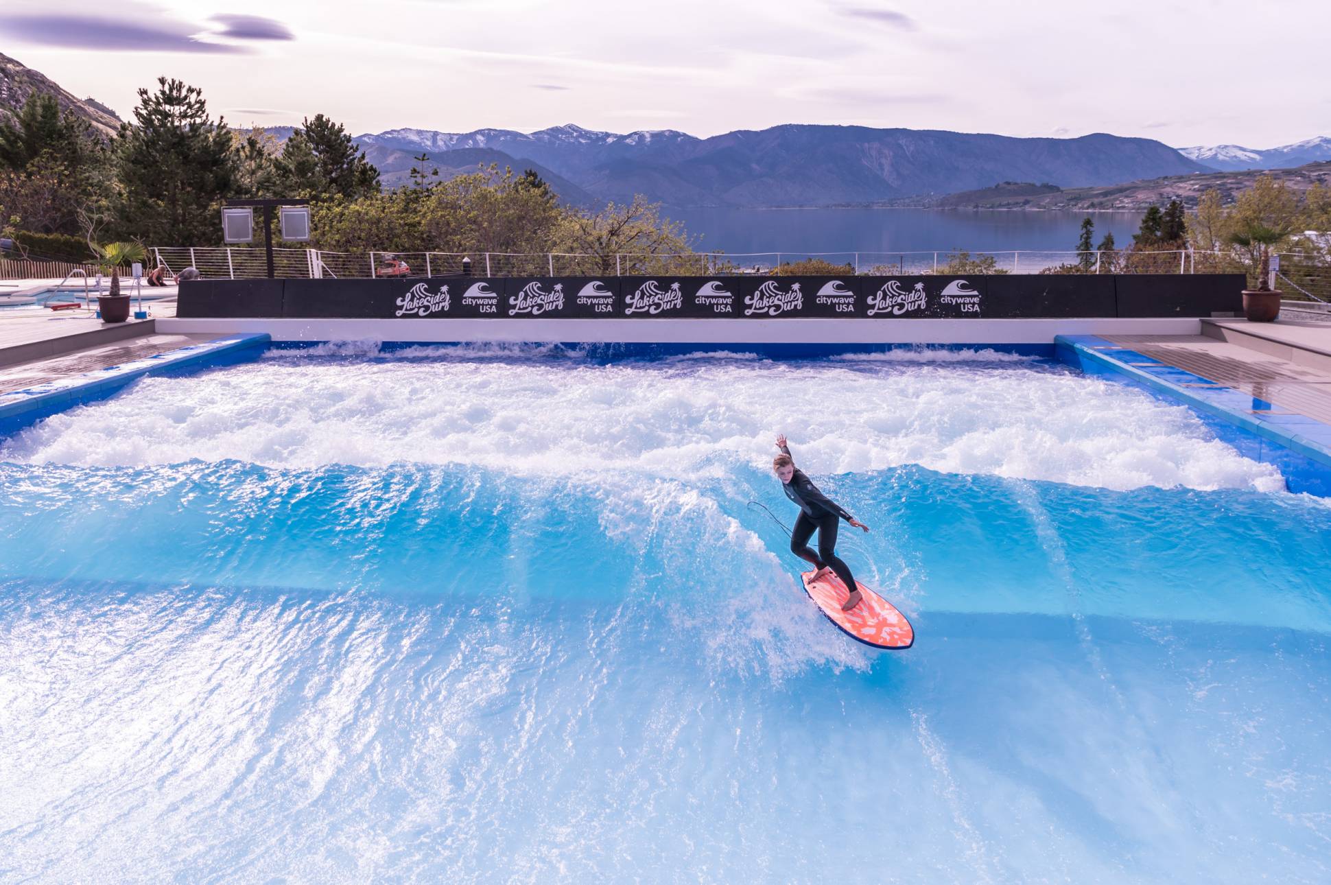 Surf the World's Largest Artificial Deepwater Stationary Wave: CityWave ...