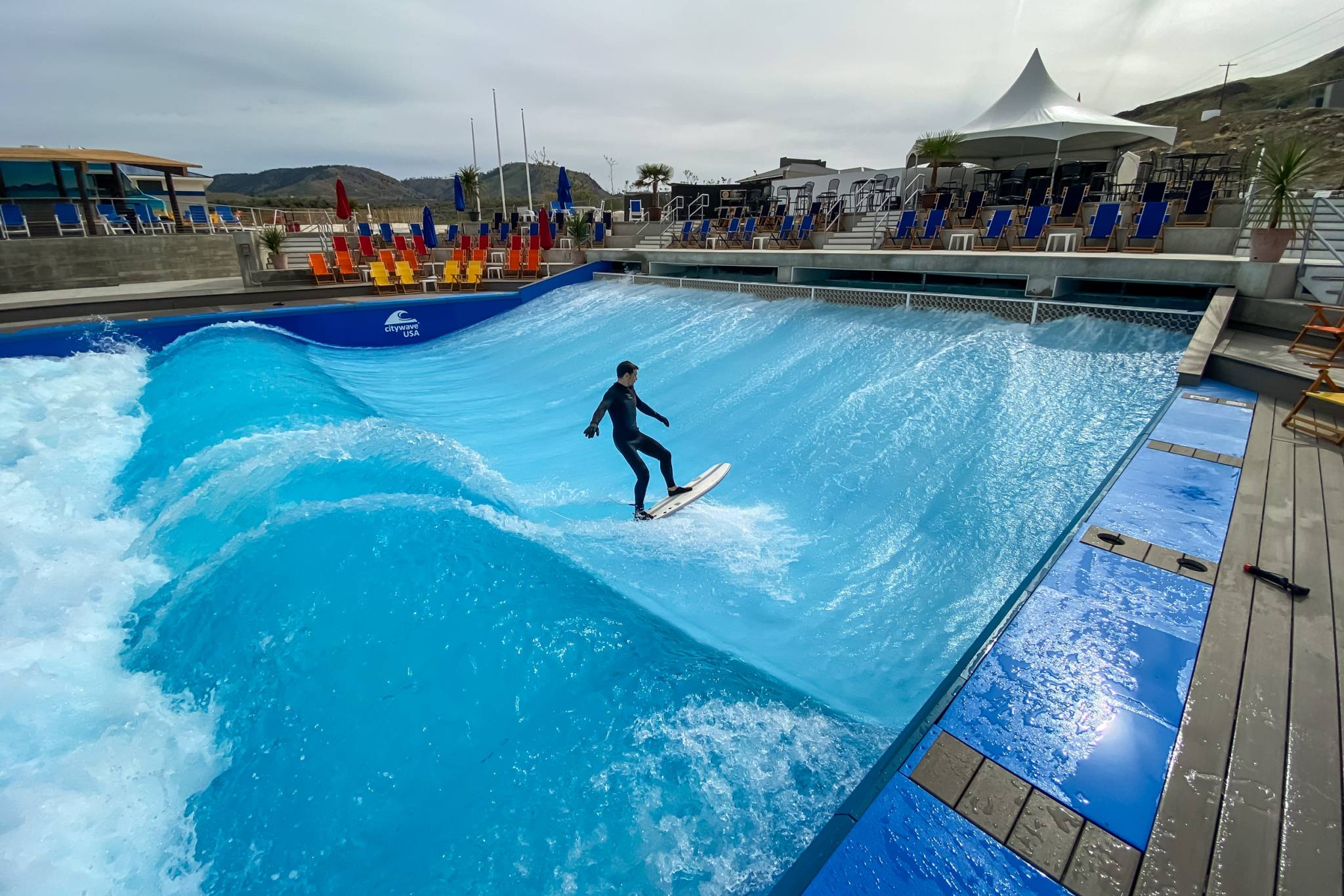Surf the World’s Largest Artificial Deepwater Stationary Wave: CityWave ...