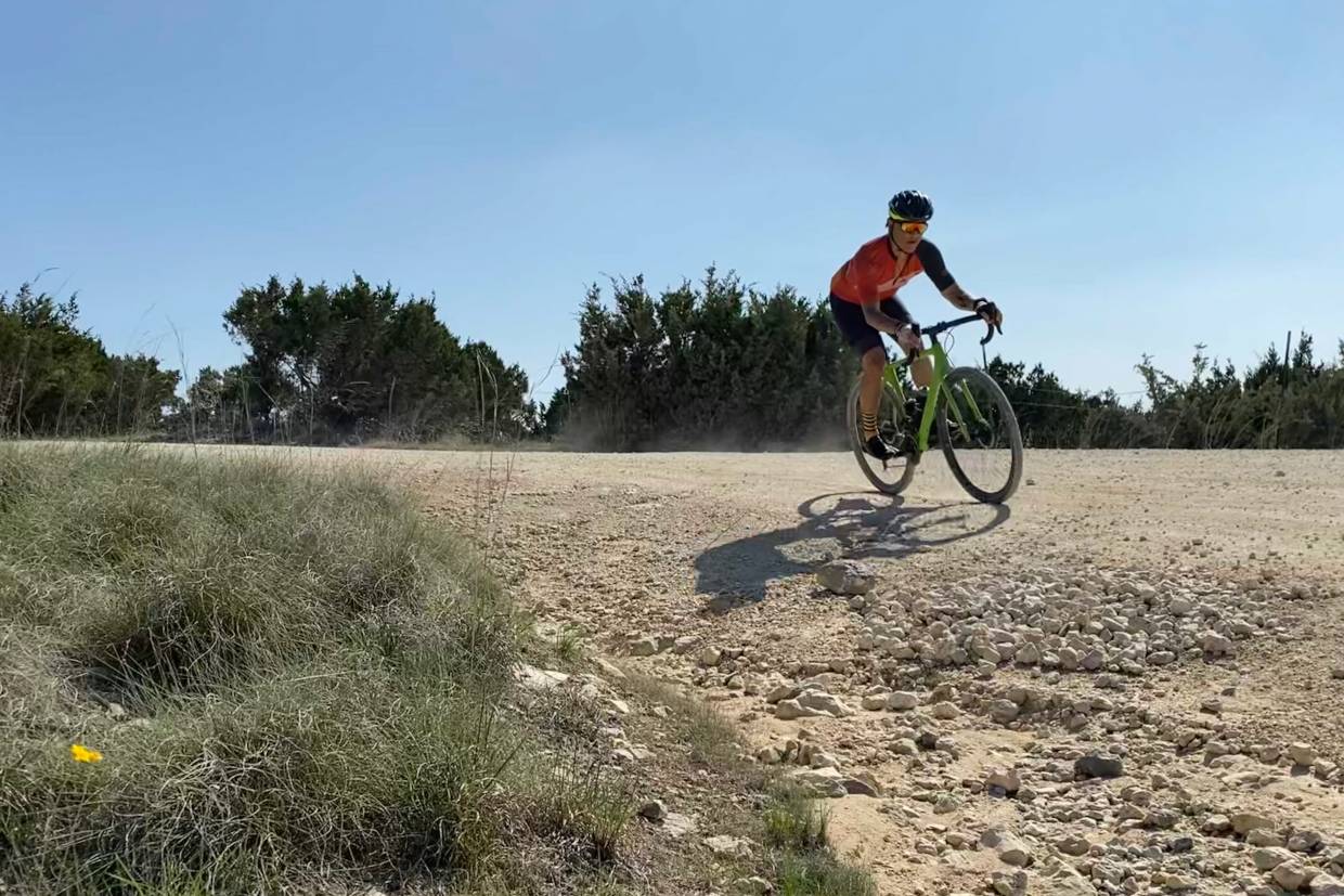 SRAM Rival eTap AXS Review: Premium Electronic Wireless Shifting ...