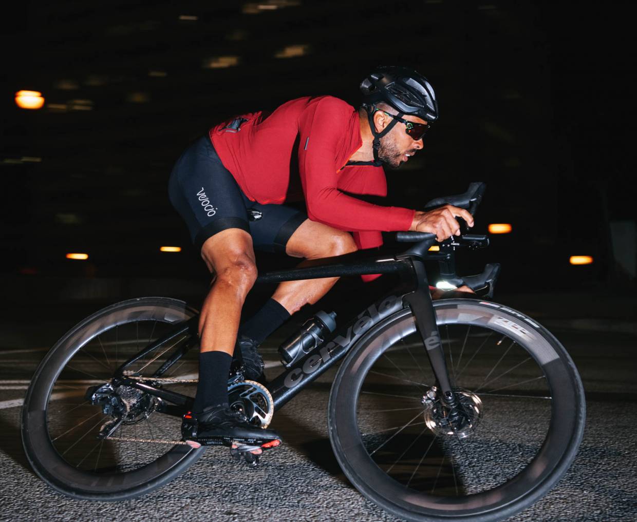Aero for the Masses: Zipp 404 Firecrest Is Wider, Lower-Pressure, and ...
