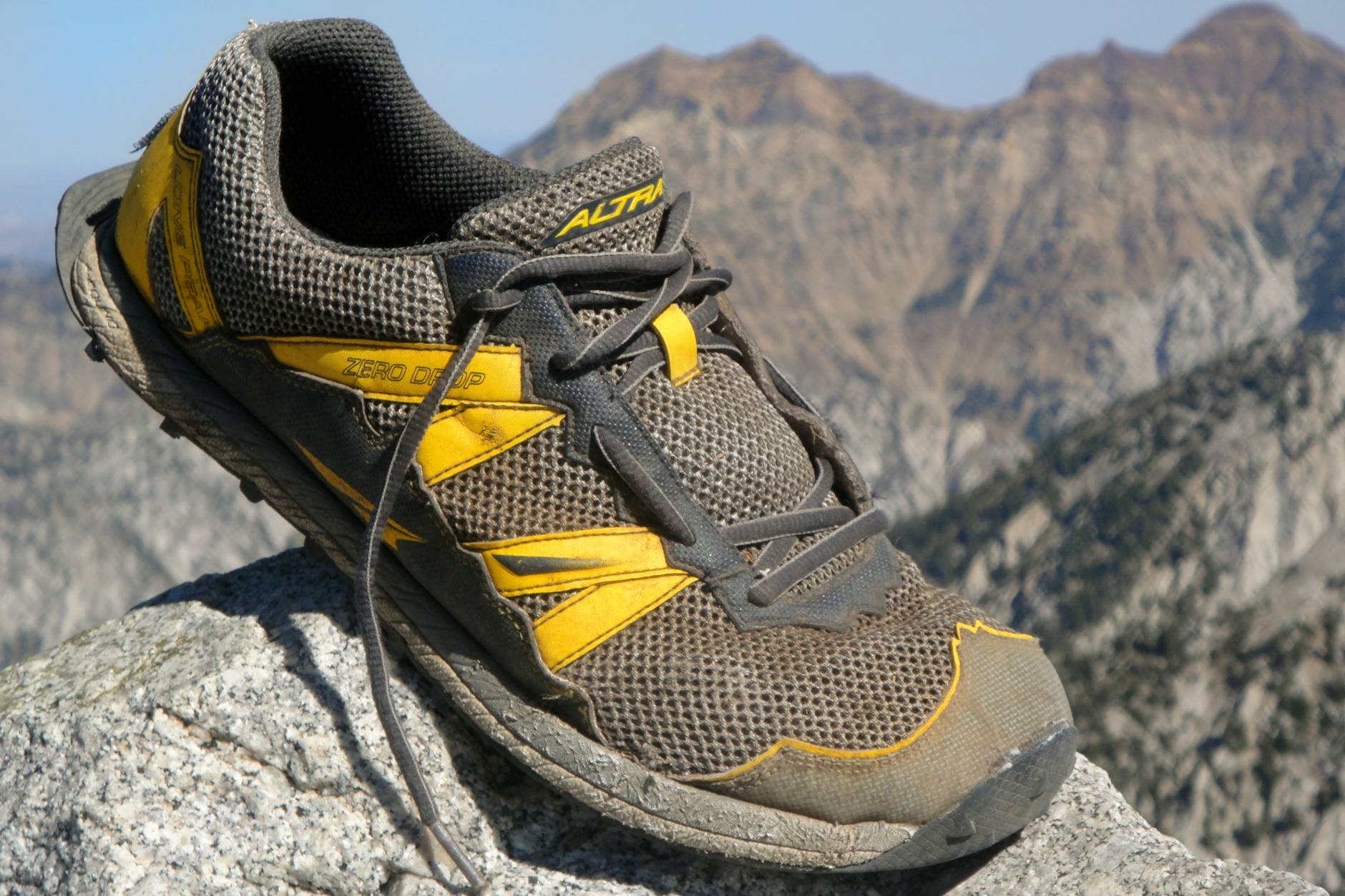 How to Lace Running Shoes the Right Way: 12 Variations to Fit Your Foot