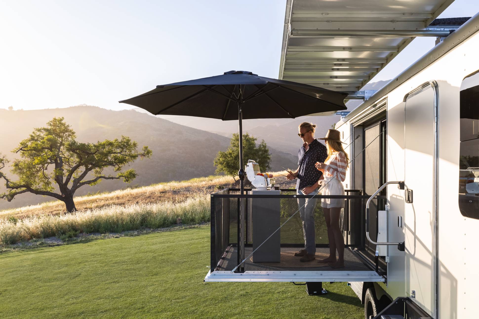 $500K 'Living Vehicle' Luxury Trailer Redefines Off-Grid Glamping ...