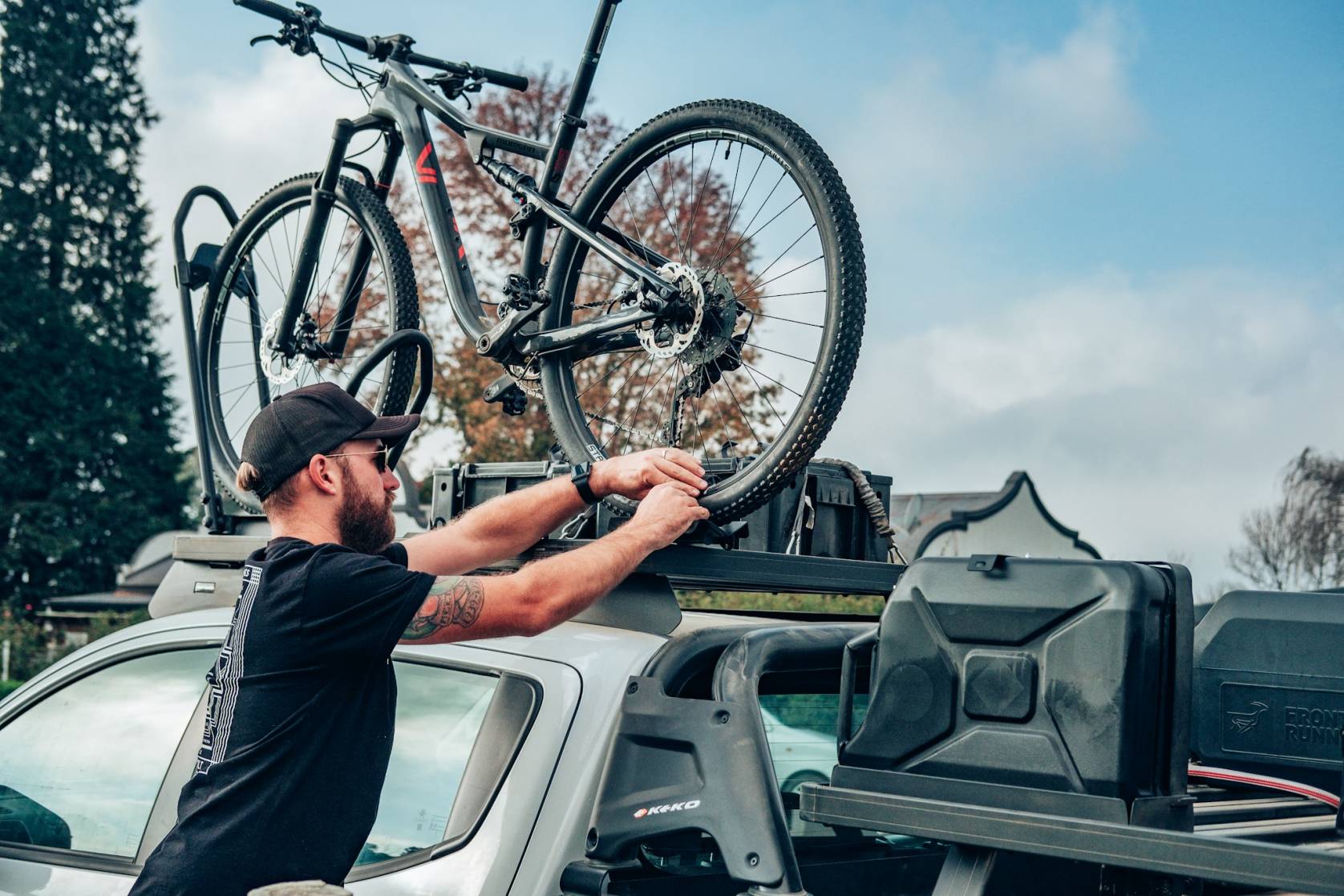 Roof Rack Review: Front Runner Outfitters Slimline II Ditches Crossbars ...