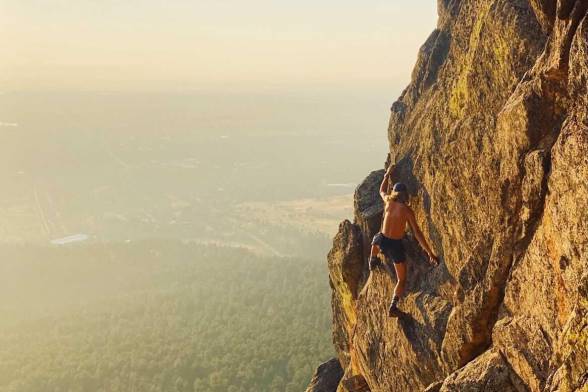 Kyle Richardson Sets an FKT in the Flatirons, Tells All | GearJunkie