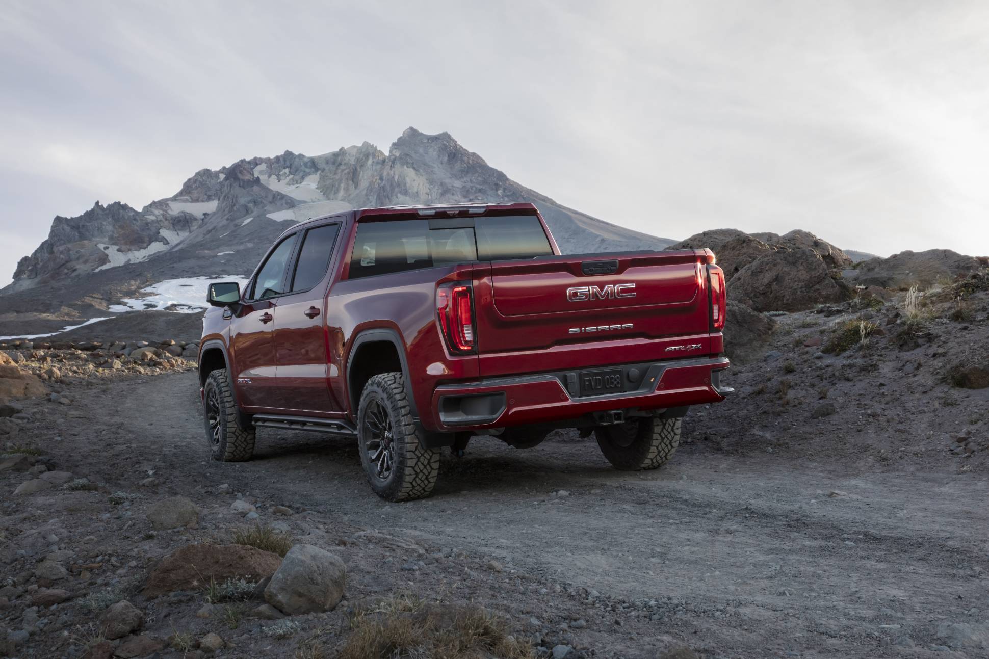 2022 GMC Sierra 1500 AT4X: Off-Road Prowess in a Luxury Pickup Truck ...