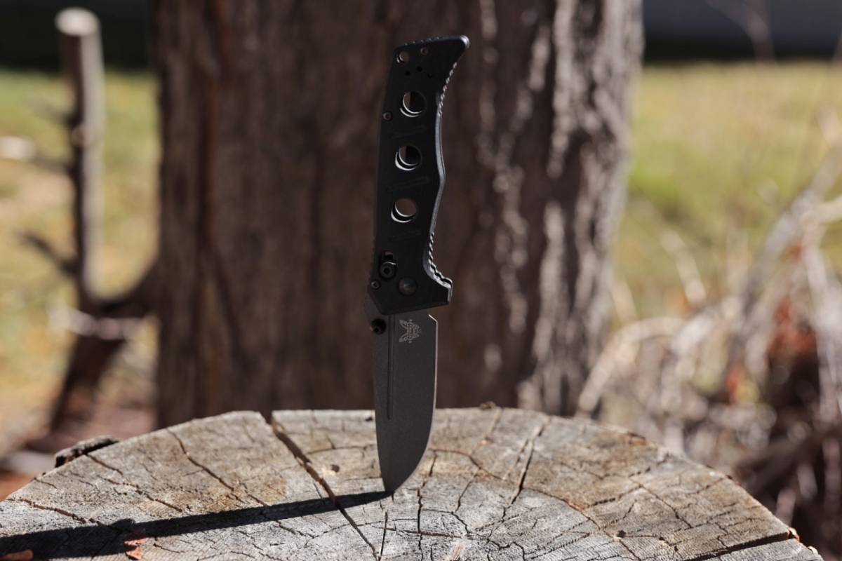 Benchmade Mini Adamas Review: Delivering Strength From the Backcountry ...