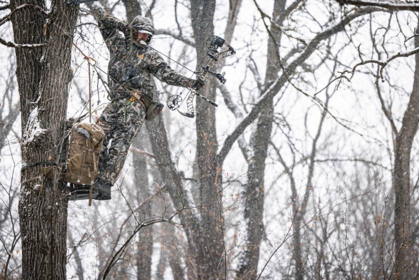 Through Deer's Eyes: How First Lite's Whitetail Camouflage Pattern ...