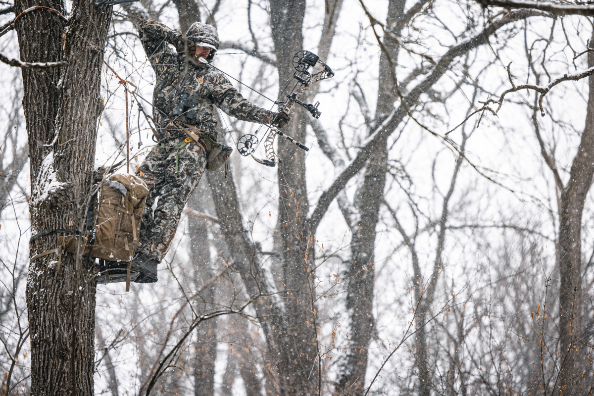 Through Deer's Eyes: How First Lite's Whitetail Camouflage Pattern ...