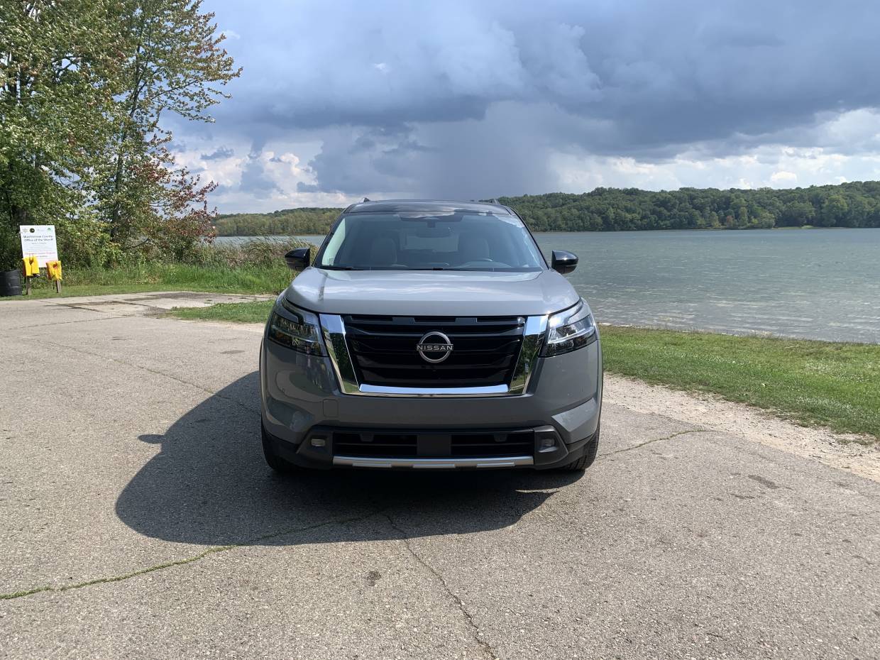 2022 Nissan Pathfinder Review: All Utility, Little Fun| GearJunkie