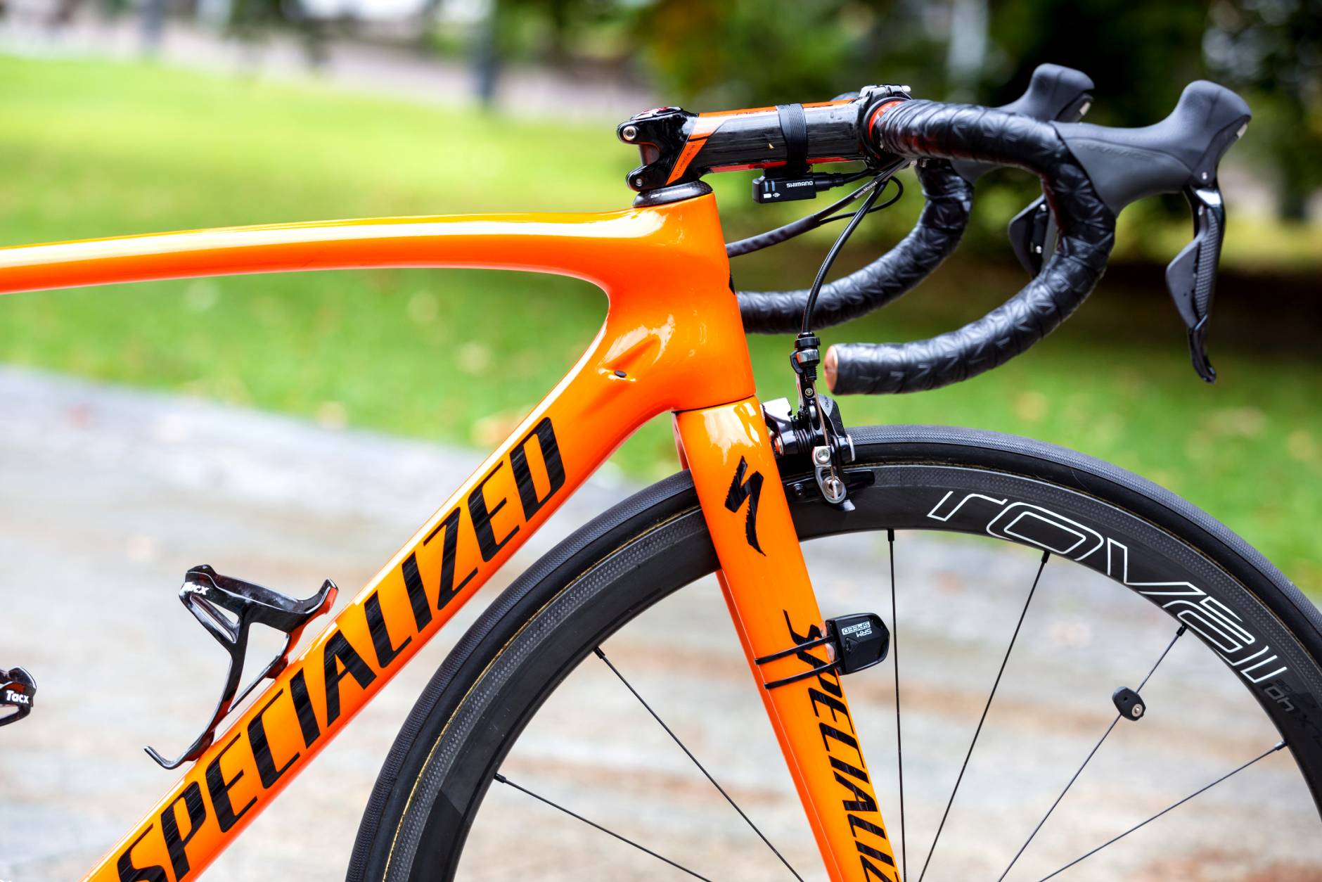 Recall: Specialized Warns Deep Potholes Can Crack Tarmac Road Bikes ...