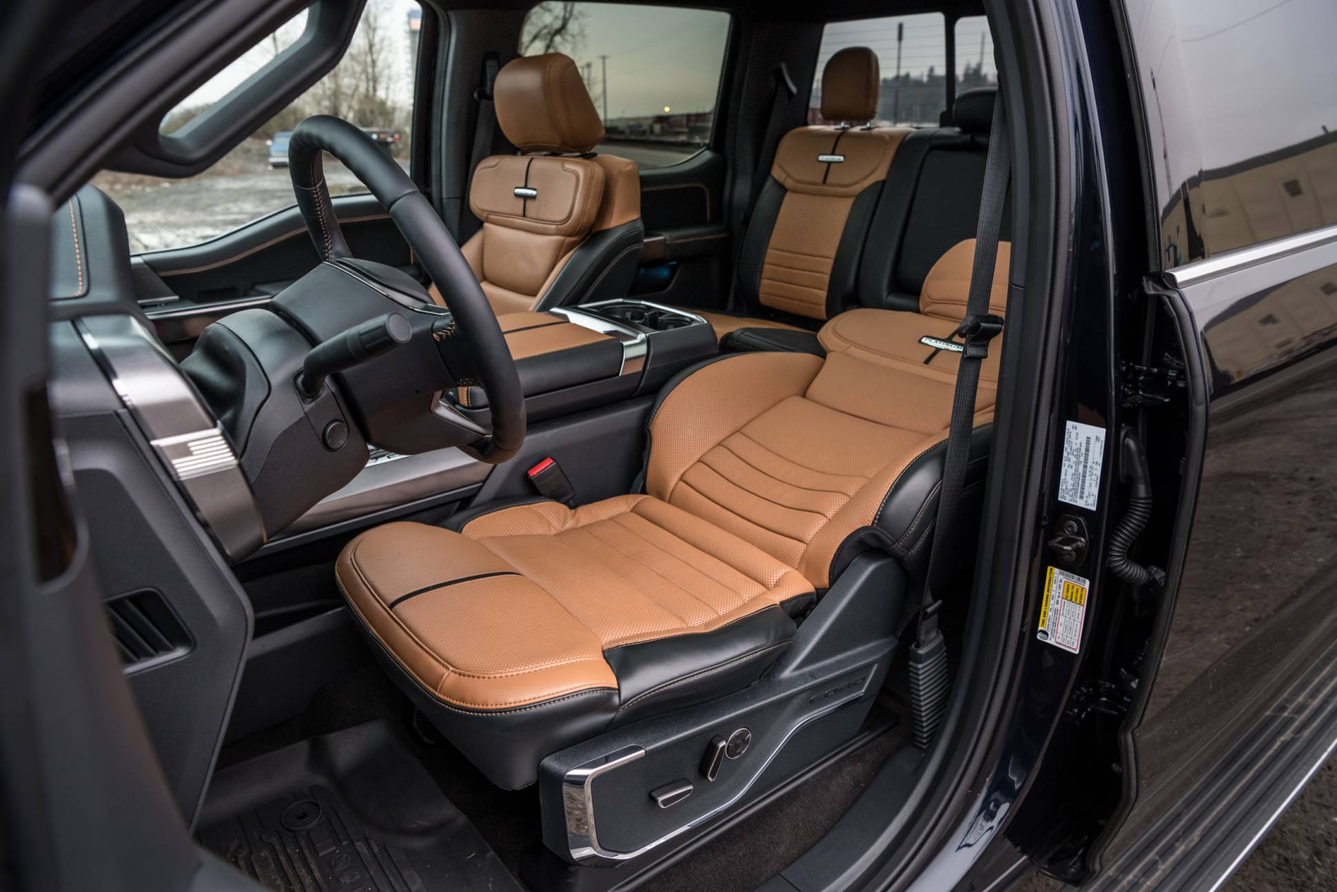 2021 Ford F-150 Reviewed on Urban Mountain Bike Adventure (Video)