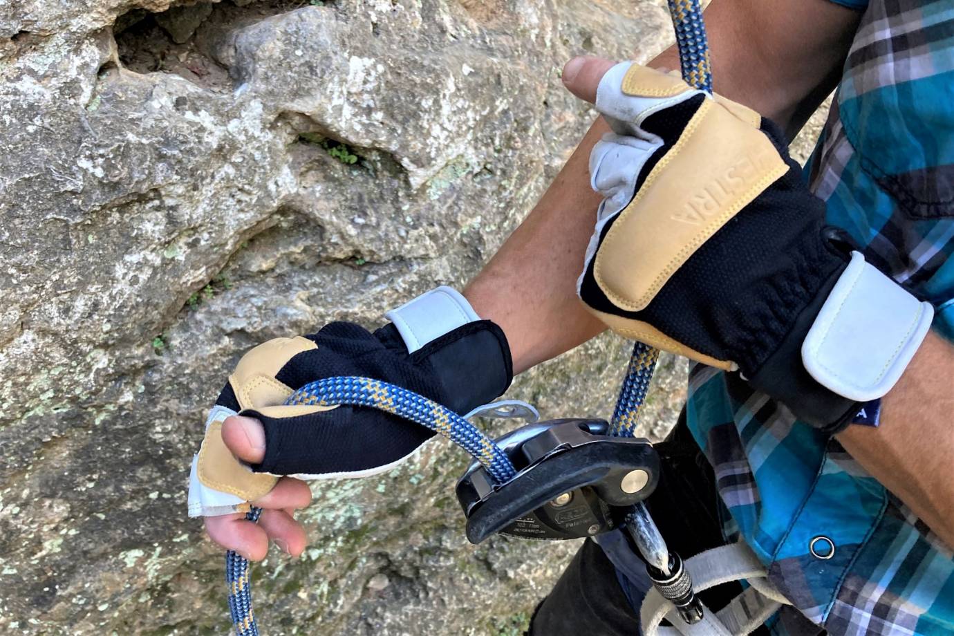 Custom(ish) Fit: Hestra’s Carefully Crafted Belay Glove Review | GearJunkie