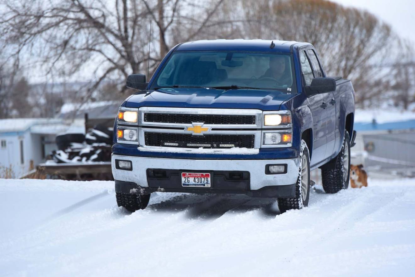 Winter Traction: Cooper Discover Snow Claw Tire Review | GearJunkie