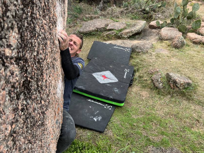 Metolius Session II Review: The Bestselling Crash Pad in the US ...