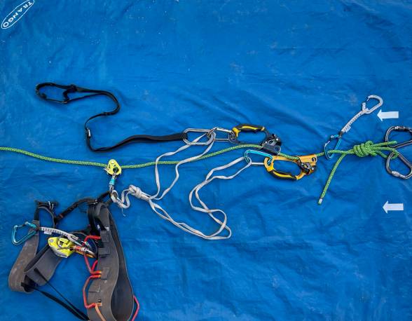 Rope Solo Rock Climbing: Understanding How It's Done | GearJunkie