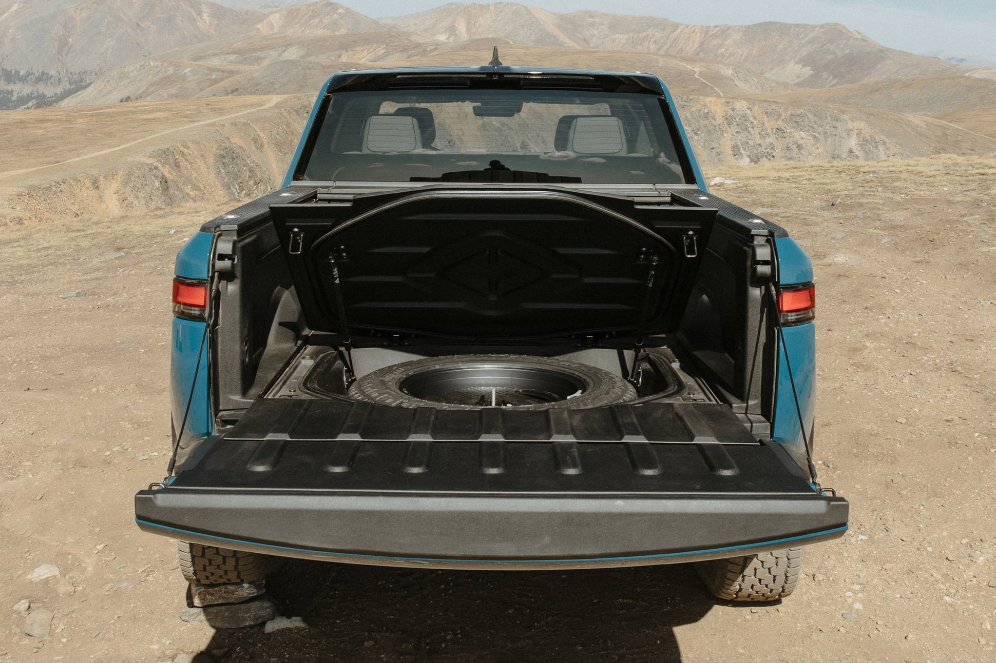 Rivian Rock Crawl to Rally: See All the R1T's Drive Modes in Action ...