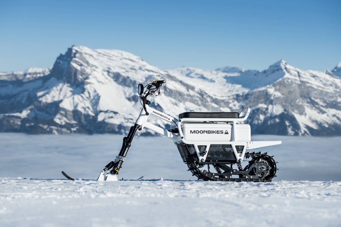 MoonBike: World's First All-Electric Snowbike Is Silent, Compact ...