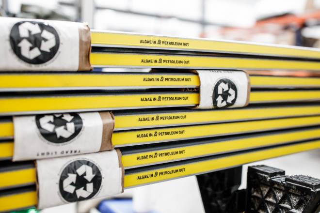 Renewable Algae Skis: WNDR Alpine Will Share Its Tech to Boost Other ...