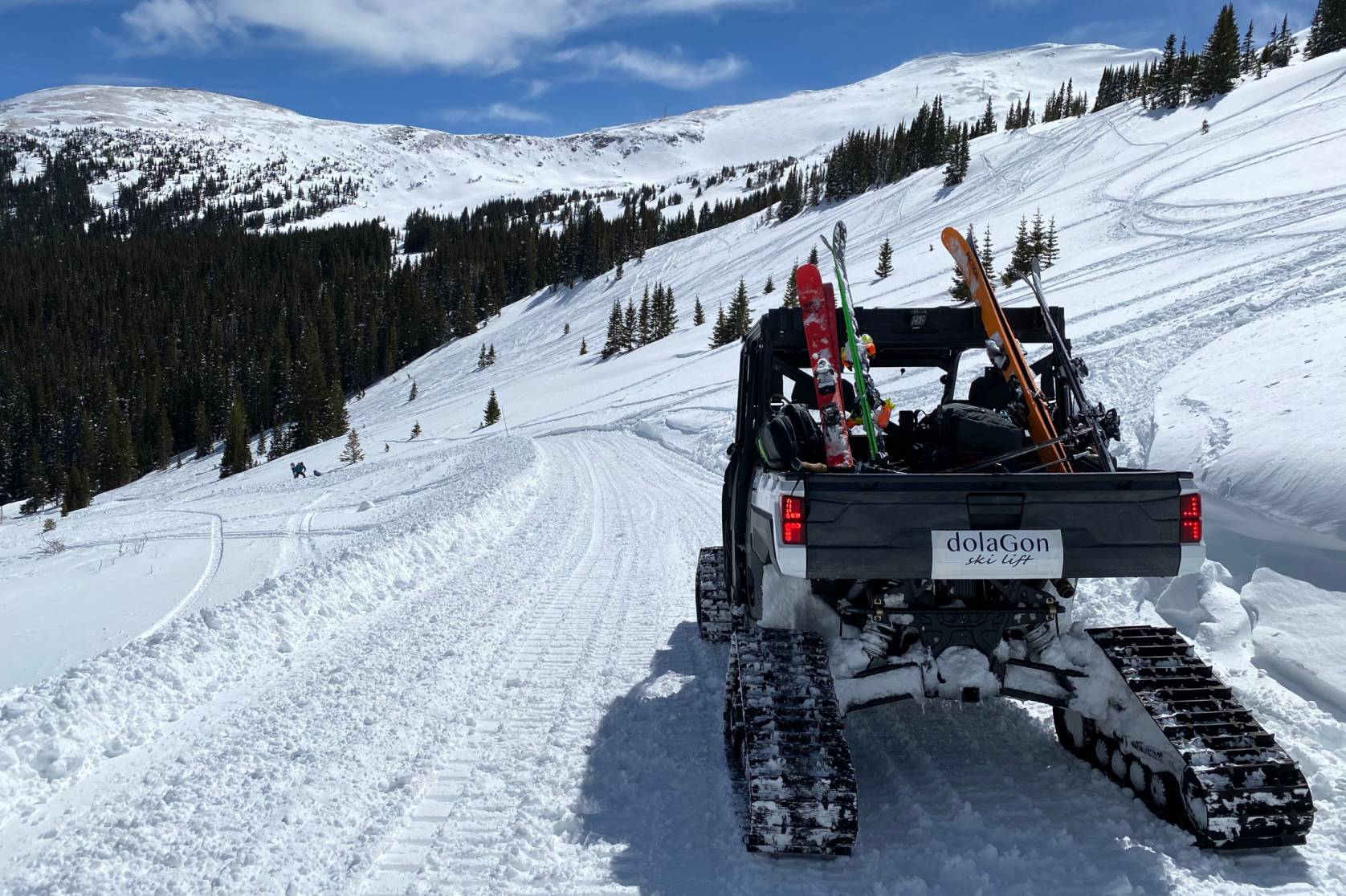 Self-Driving Snowcat Will Pick You Up at Bottom of Ski Runs