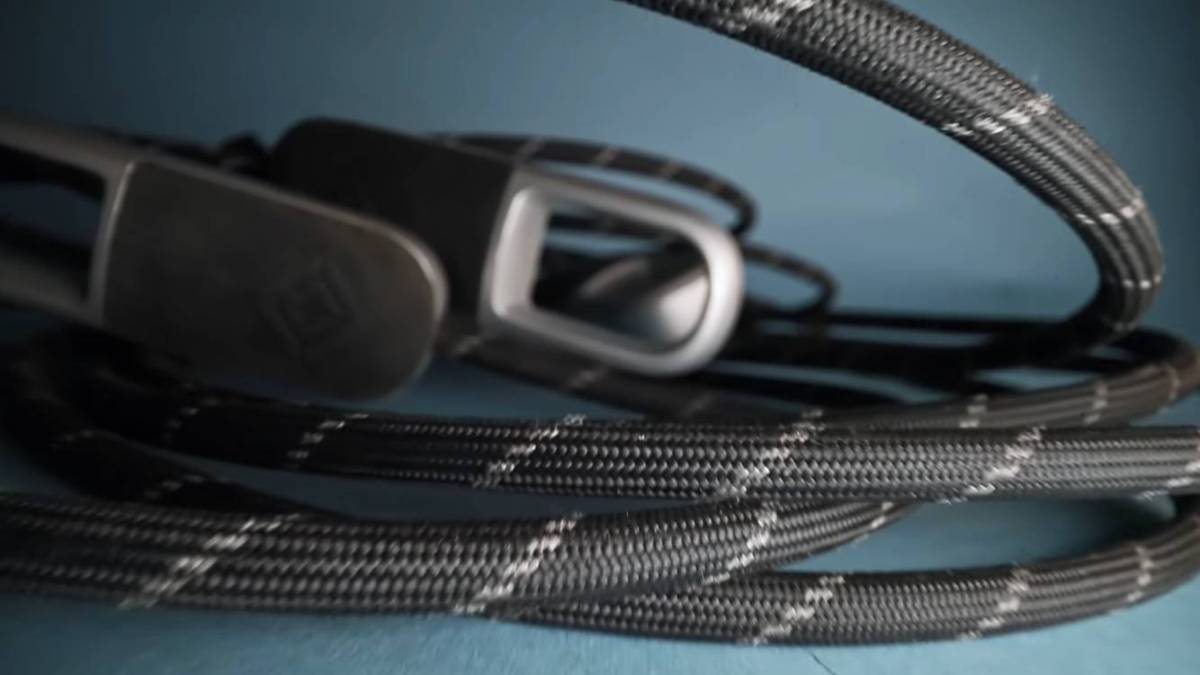 Rivian Rolls Out Gear Guard Security System for R1T | GearJunkie