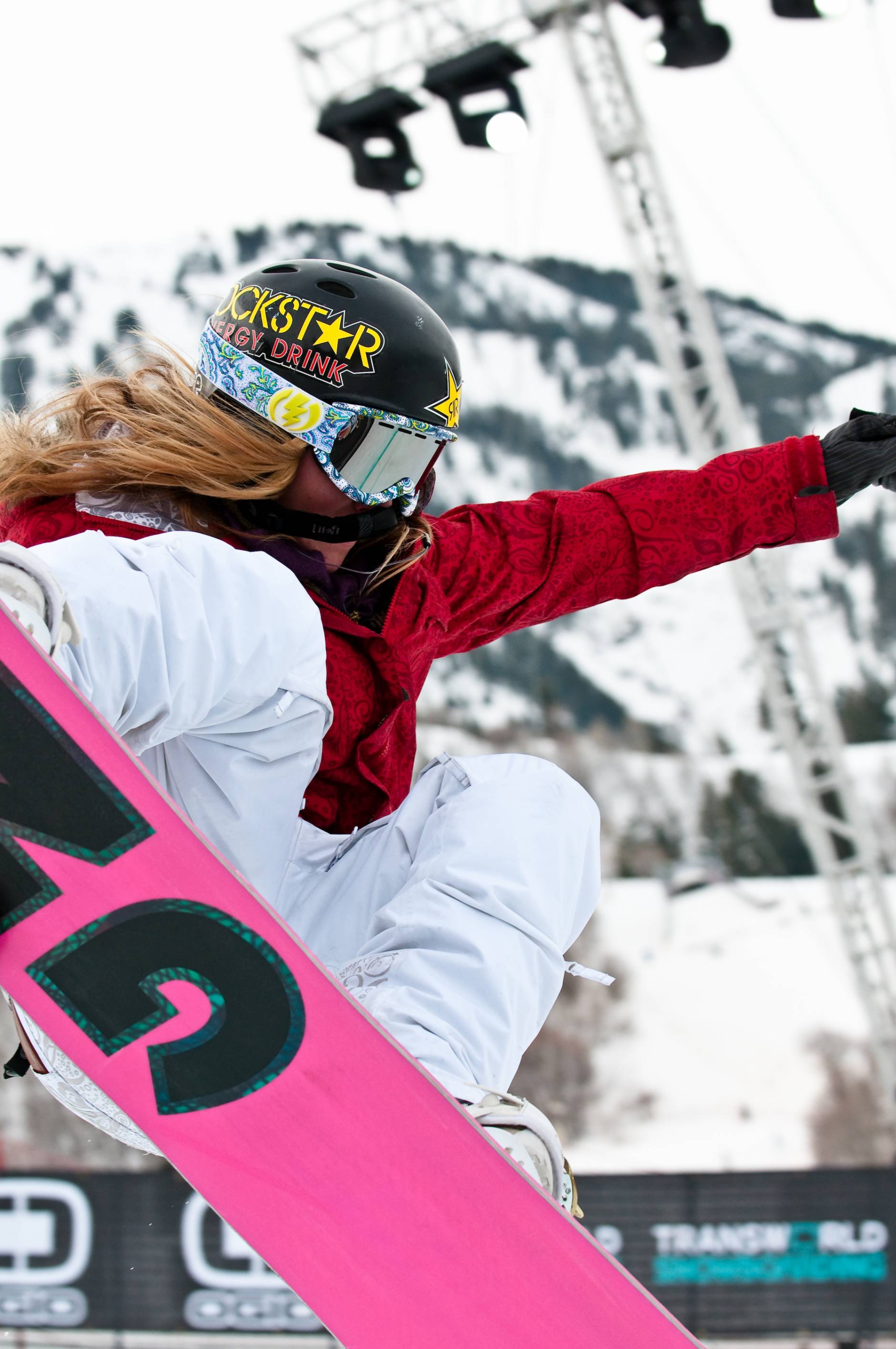 A Pro Snowboarder Talks Mindfulness in Competition, in the Backcountry ...