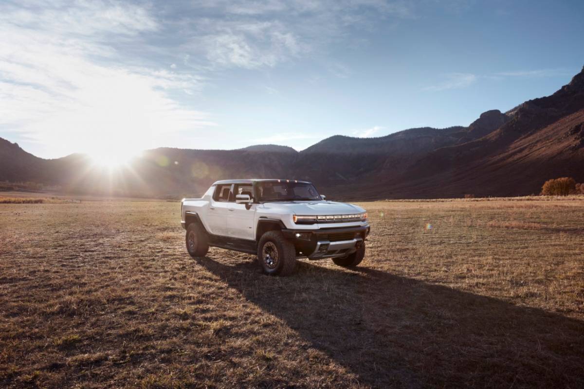 Next-Gen ‘Supertruck’: Documentary Covers Wild Story of GMC Hummer EV ...