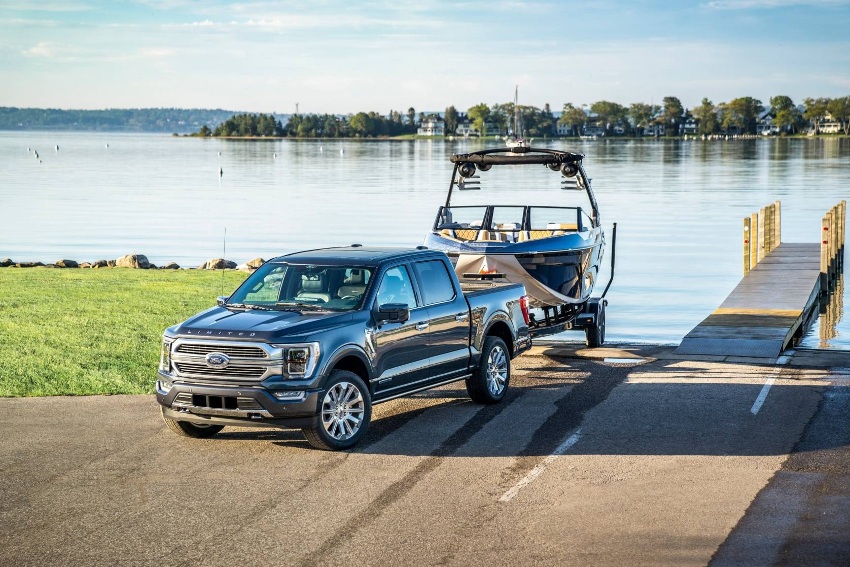 The 10 Most Fuel-Efficient 4x4/AWD Pickups of 2024