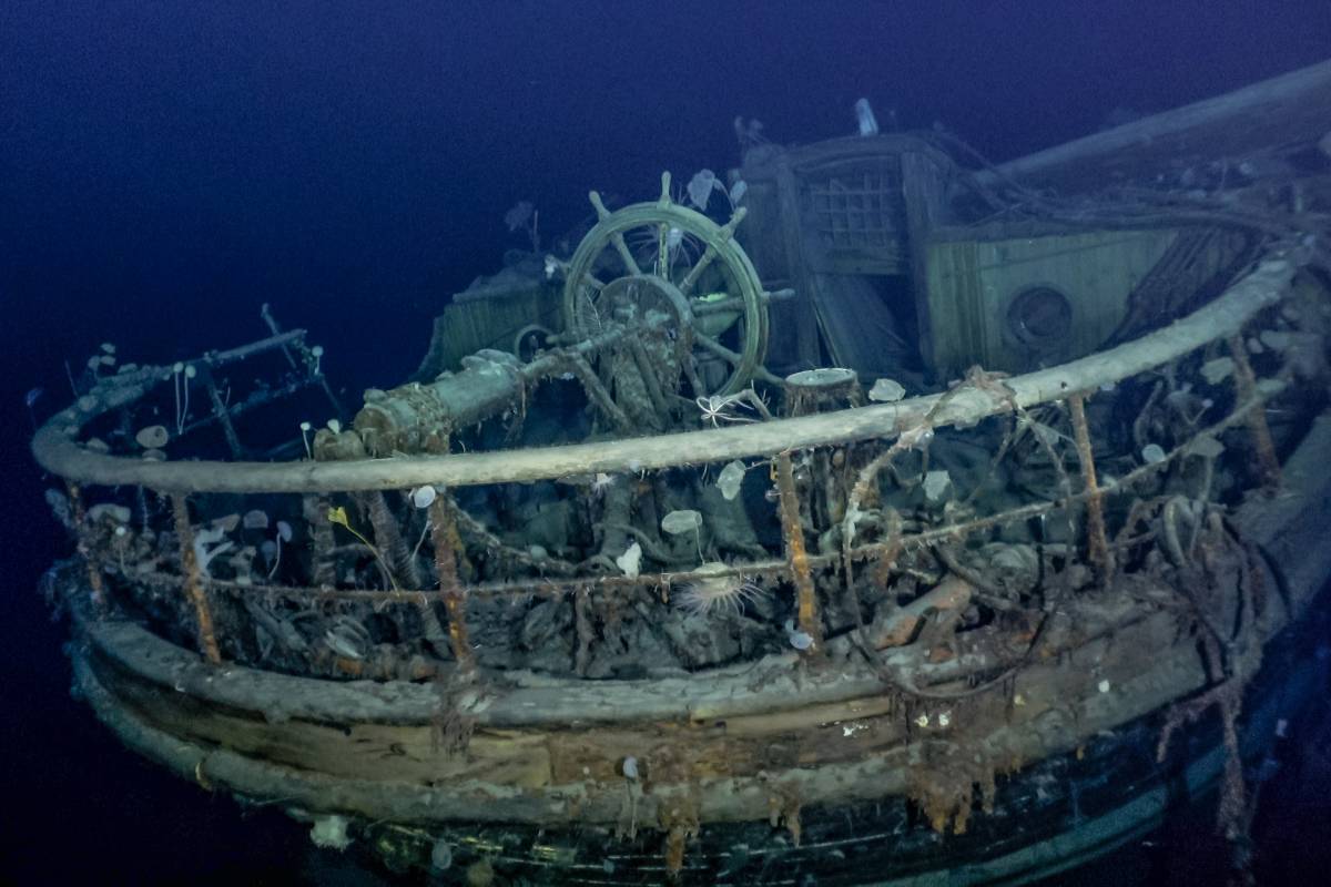 Shackleton Shipwreck Found! 'Endurance' Located After a Century ...