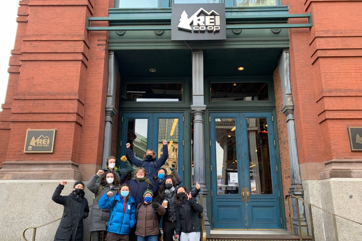 NY REI Workers Vote to Form First Unionized Co-op by Decisive Majority ...